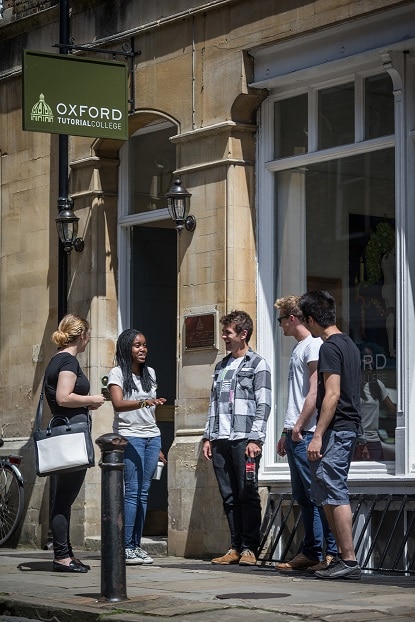 สัมมนาพิเศษและสัมภาษณ์ตรง โดย Oxford Tutorial College - 3 มิถุนายนนี้ ...