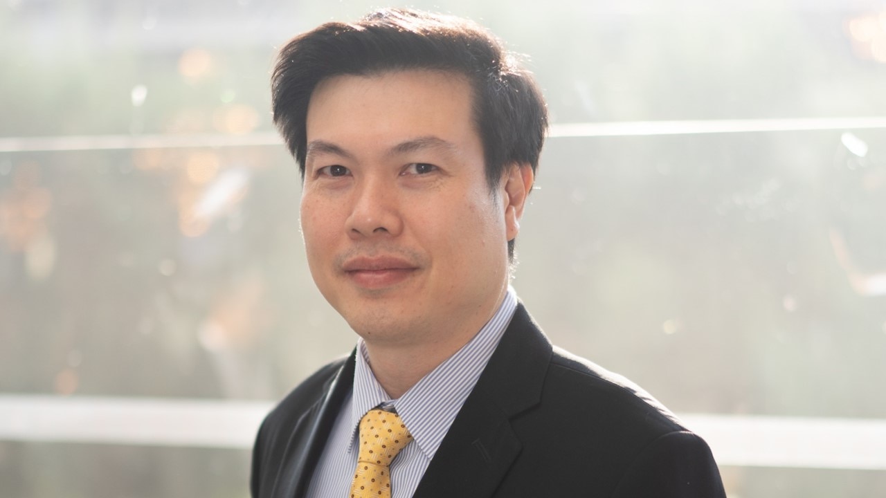 ดร. ชาลี วรกุลพิพัฒน์ – Finalist | British Council