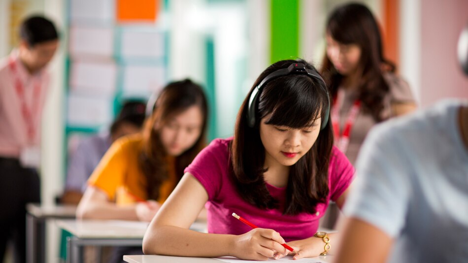2 หมวดคำศัพท์ที่น่าสนใจสำหรับ Listening Part ตอนที่ 2 | British Council